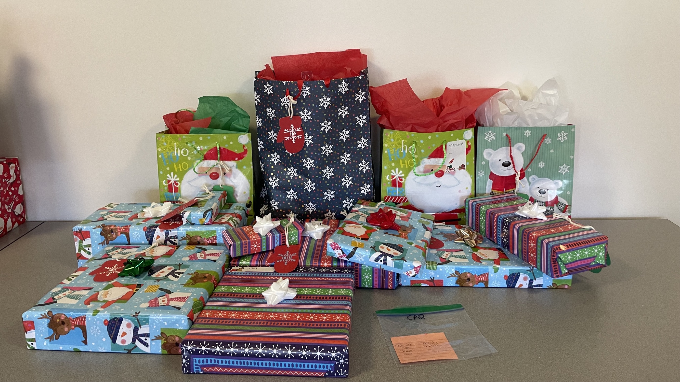 Kinder Morgan Elves Spread Holiday Cheer